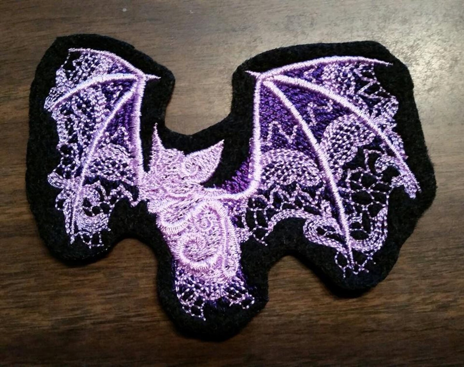 Ghost Bat Patch: Embroidered Felt Applique - Etsy