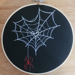 Spiderweb Embroidered Hoop Art - Etsy