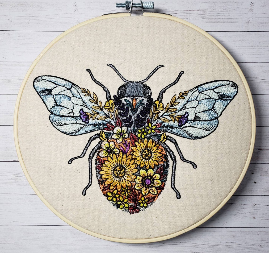 Bee Embroidery Hoop Art - Etsy