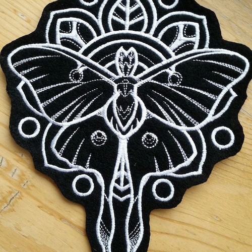 Moth Patch Embroidered Wool Luna Moth Patch Luna Moth Patch - Etsy