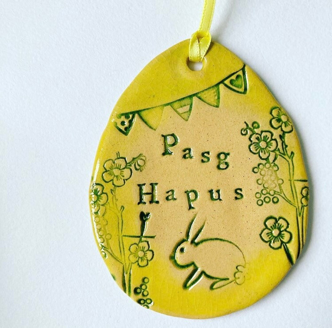 Pasg Hapus happy Easter in Welsh Ceramic Egg Decoration. Made in Wales ...