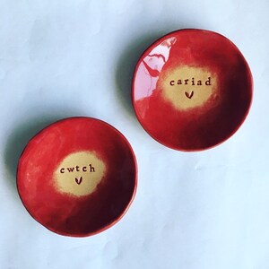 Cwtch (hug in Welsh) Jewellery Dish / Tea Bag Dish. Made in Wales, UK ...