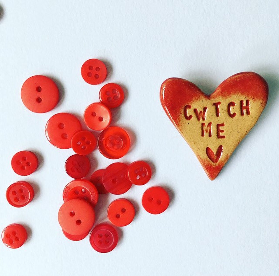 Cwtch Me Hug me in Welsh heart brooch / pin / button / | Etsy