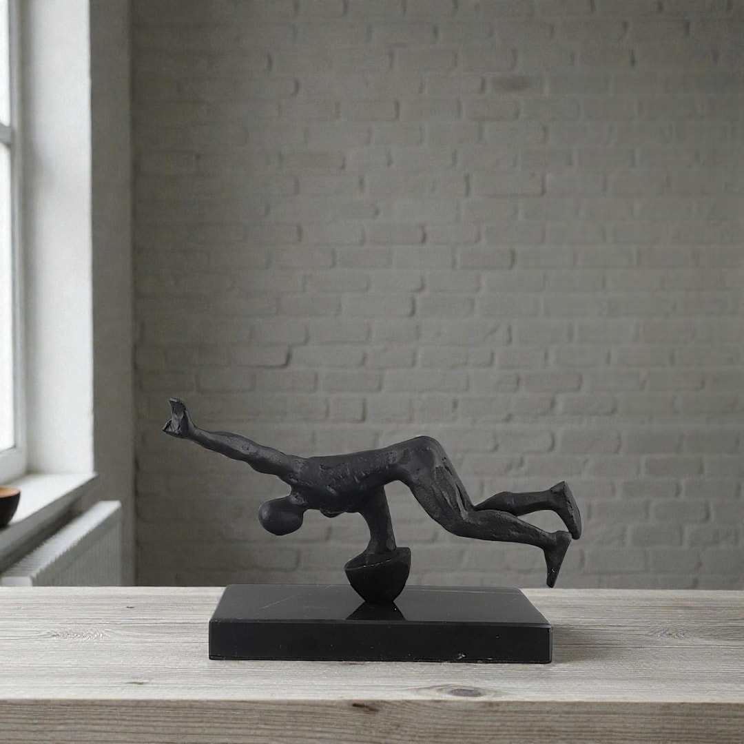 Metal Sculpture | Gift Statue for Athletes | Gym Design | Workout ...