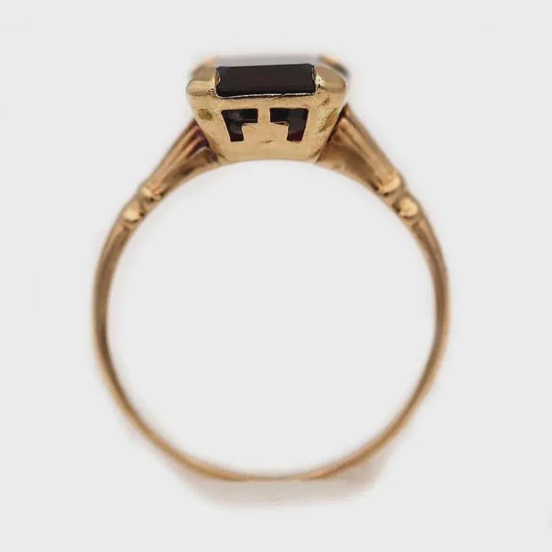 Vintage Garnet Solitaire Ring - Etsy Australia