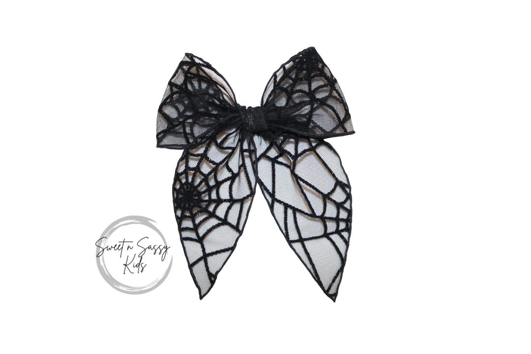 Spiderweb Tulle Fable Bow, 5.5 Inch Wide, Halloween Fable Bow ...