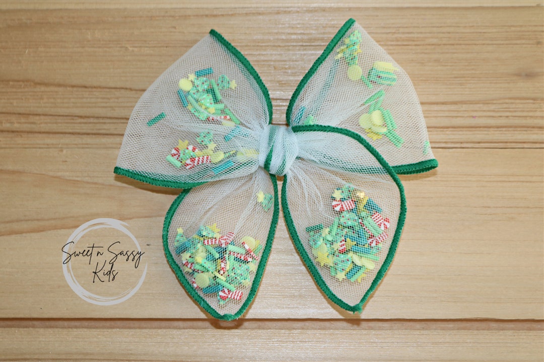 Christmas Shaker, Fable Hair Bow, Girls Bow, Serged Bow, Christmas Hair ...