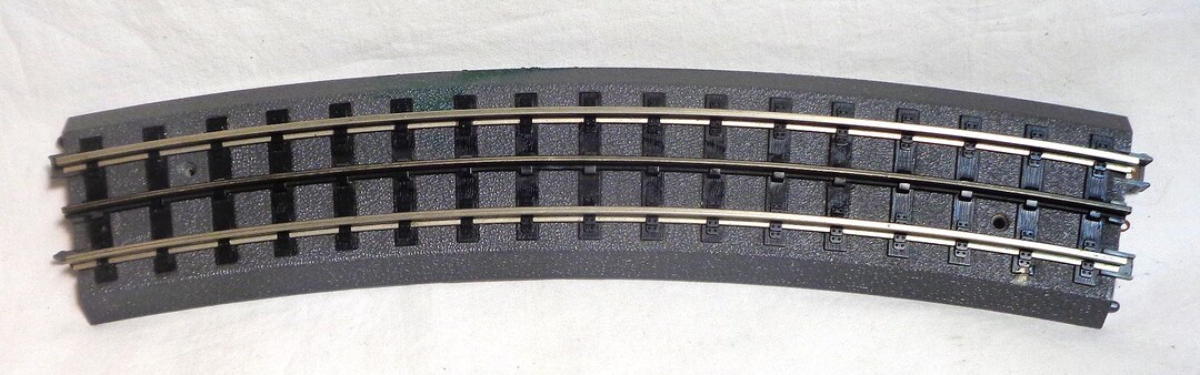 O Scale MTH 3 Rail "realtrax" VINTAGE Long Curve Train Track Section ...
