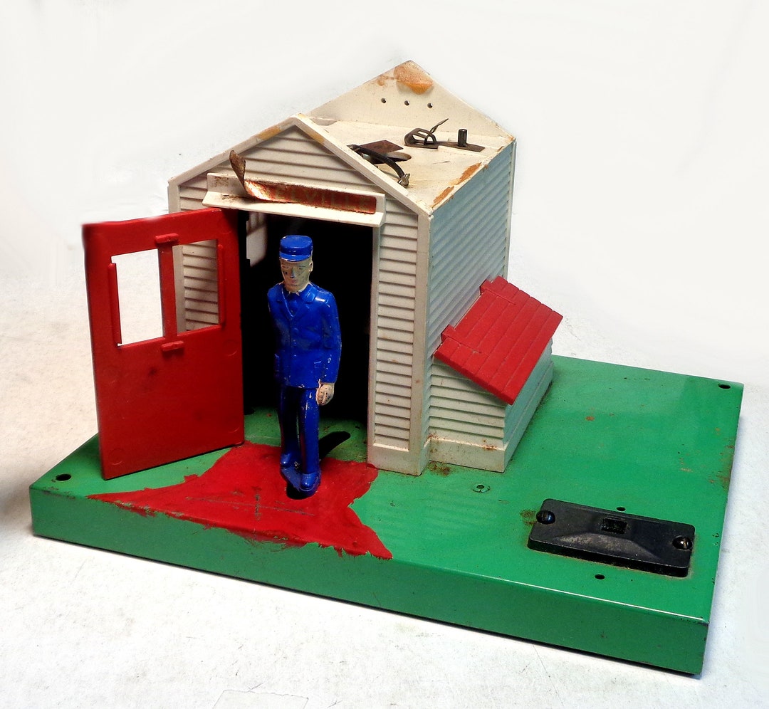 Lionel Gateman's Hut House - for Parts or Restoration Only. AS IS - Etsy