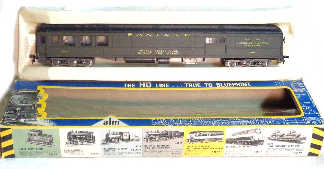 Ho Scale - AHM - RPO Combine Passenger Car - "santa Fe" - LIGHTED W ...