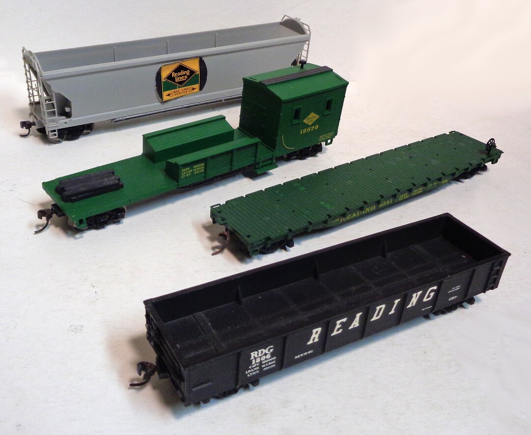 HO Scale Vintage Lot of 4 Used "reading" Freight Cars AS IS in Need of ...