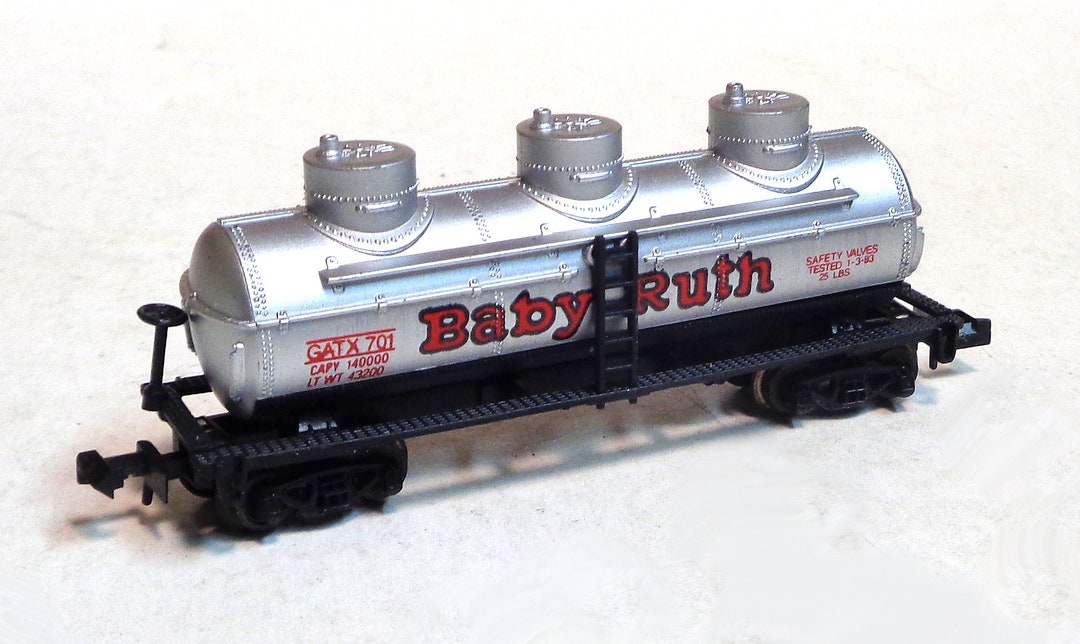 N Scale Pre-owned Model Power Freight Car: "baby Ruth" 3 Dome Tanker ...