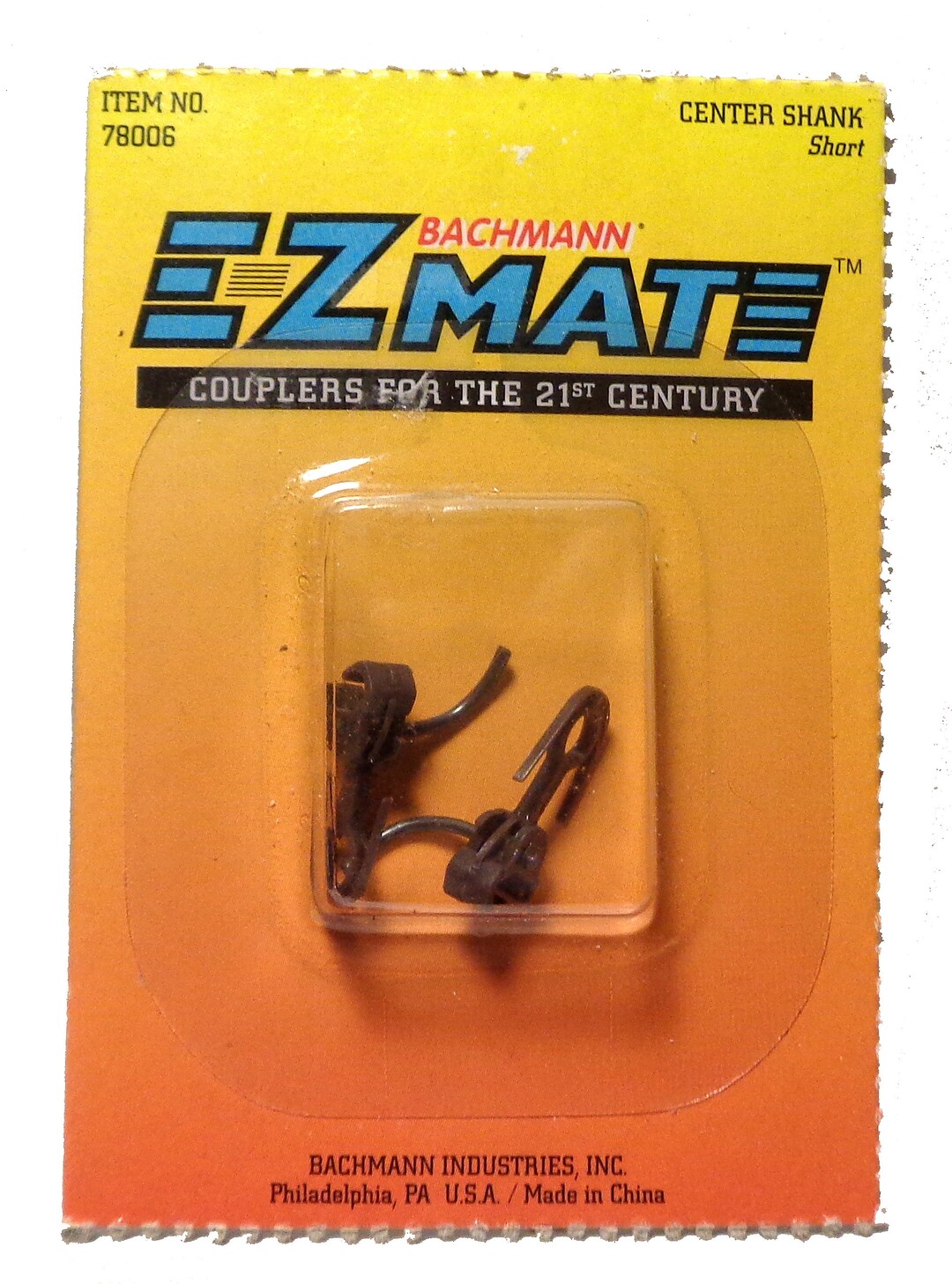 Ho Scale Bachmann E-zmate Center Shank SHORT Pair of Train Couplers ...