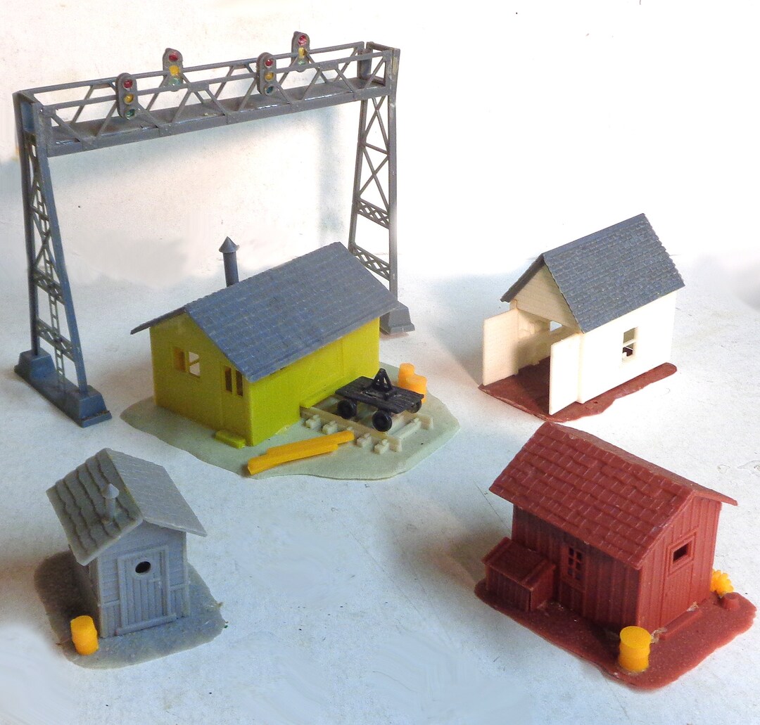 HO Scale Built up Lot of FOUR4 Trackside Buildings and a Light Bridge ...