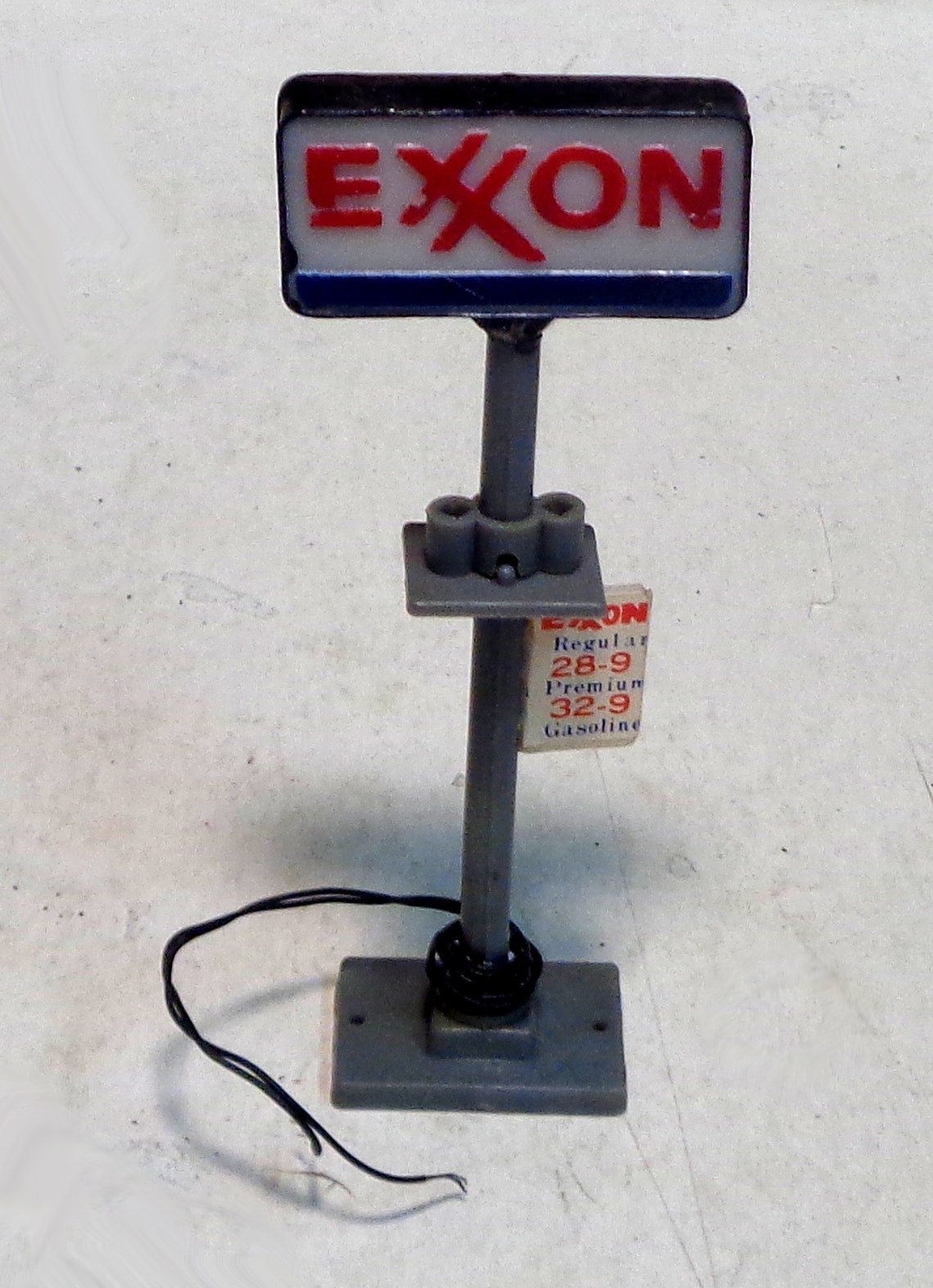HO Scale Lighted EXXON Gas Station Light. Works With Any - Etsy