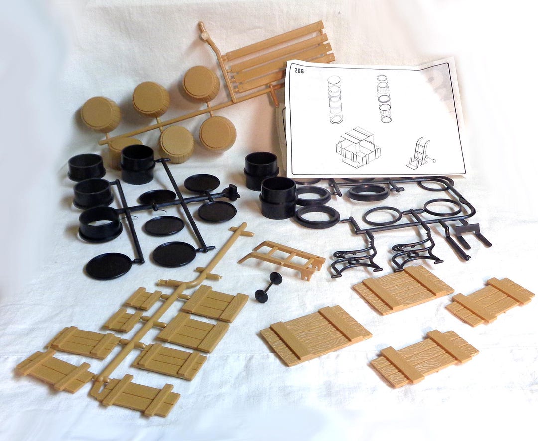 G Scale - Cargo Freight Set Kit - Very Simple Kit That Includes Barrels ...
