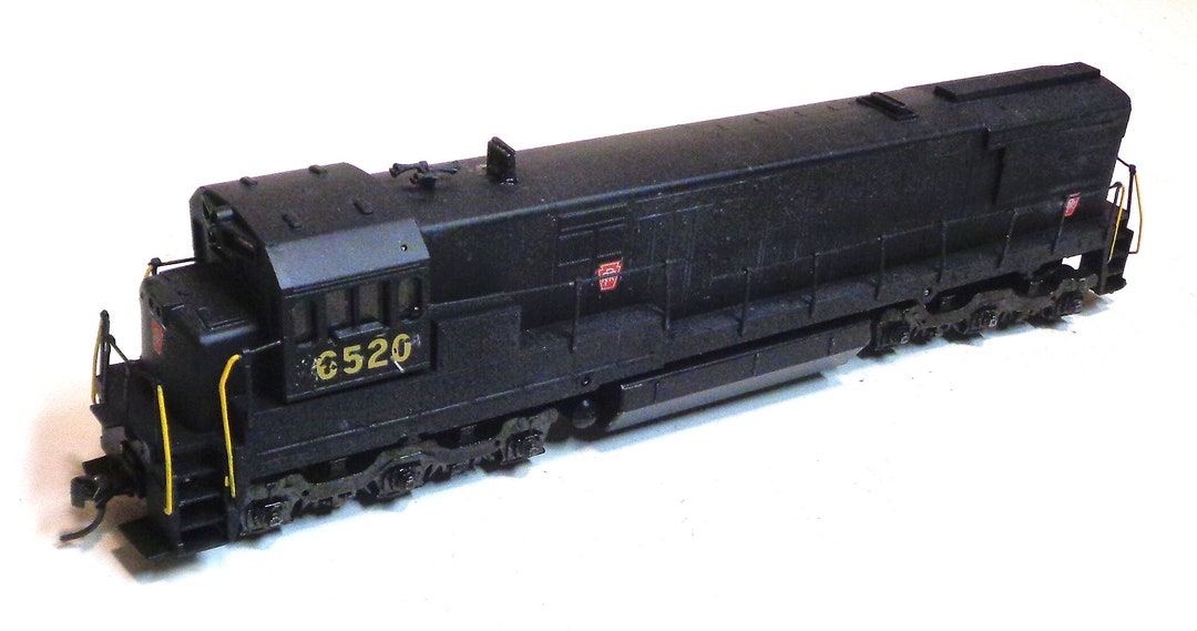 HO Scale Athearn U30 Diesel Locomotive - Etsy