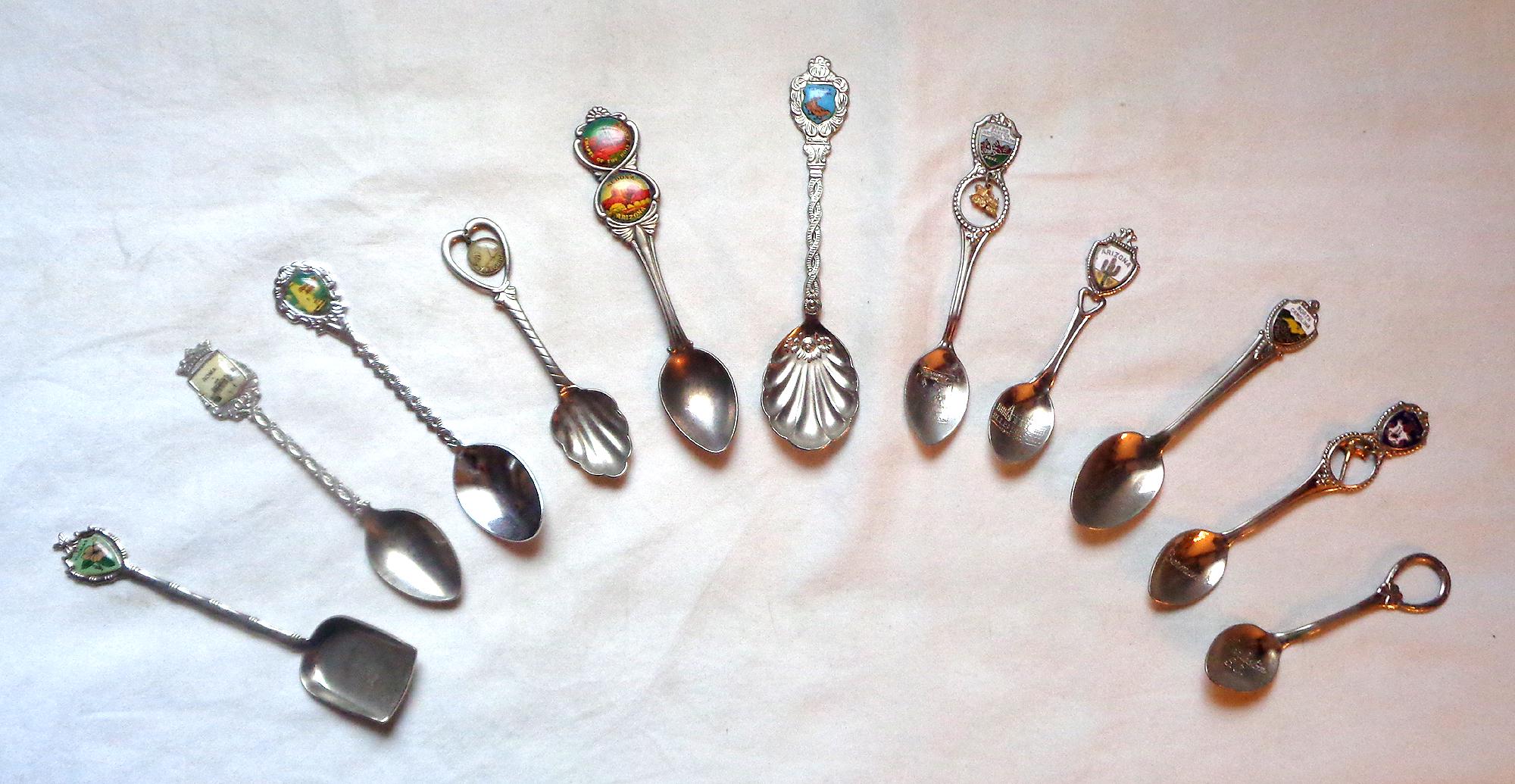 Set of 11 Miniature Collectible Spoons From Different US States and ...
