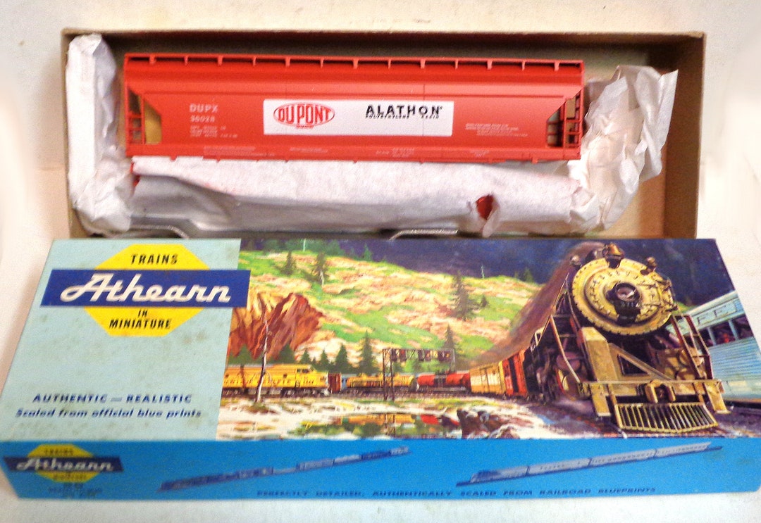 HO Scale Like-new Old Stock - Athearn Kit - "dupont Alathon" - 55 ...