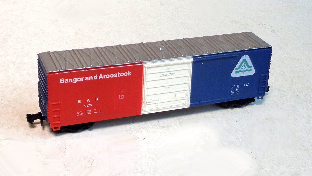 N Scale LIFELIKE Freight 50 Foot Box Car: "bangor & Aroostook" Like New ...