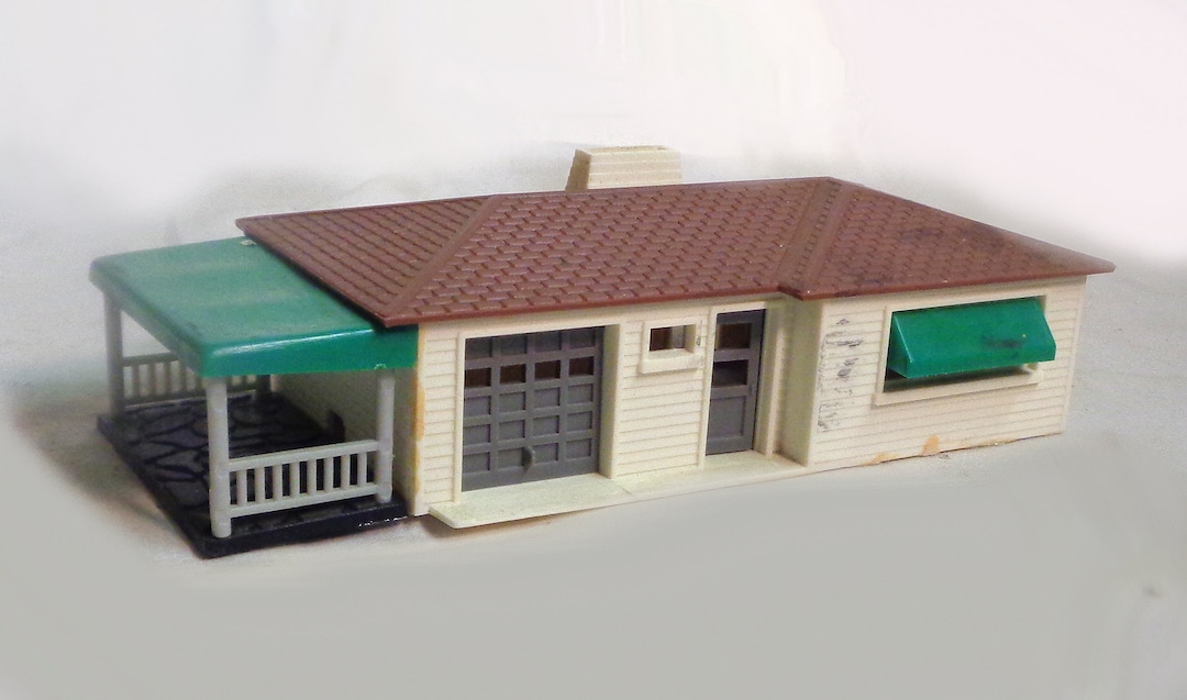 HO 1/87 Trains - Small Ranch House(version #2) - Built up Kit From ...