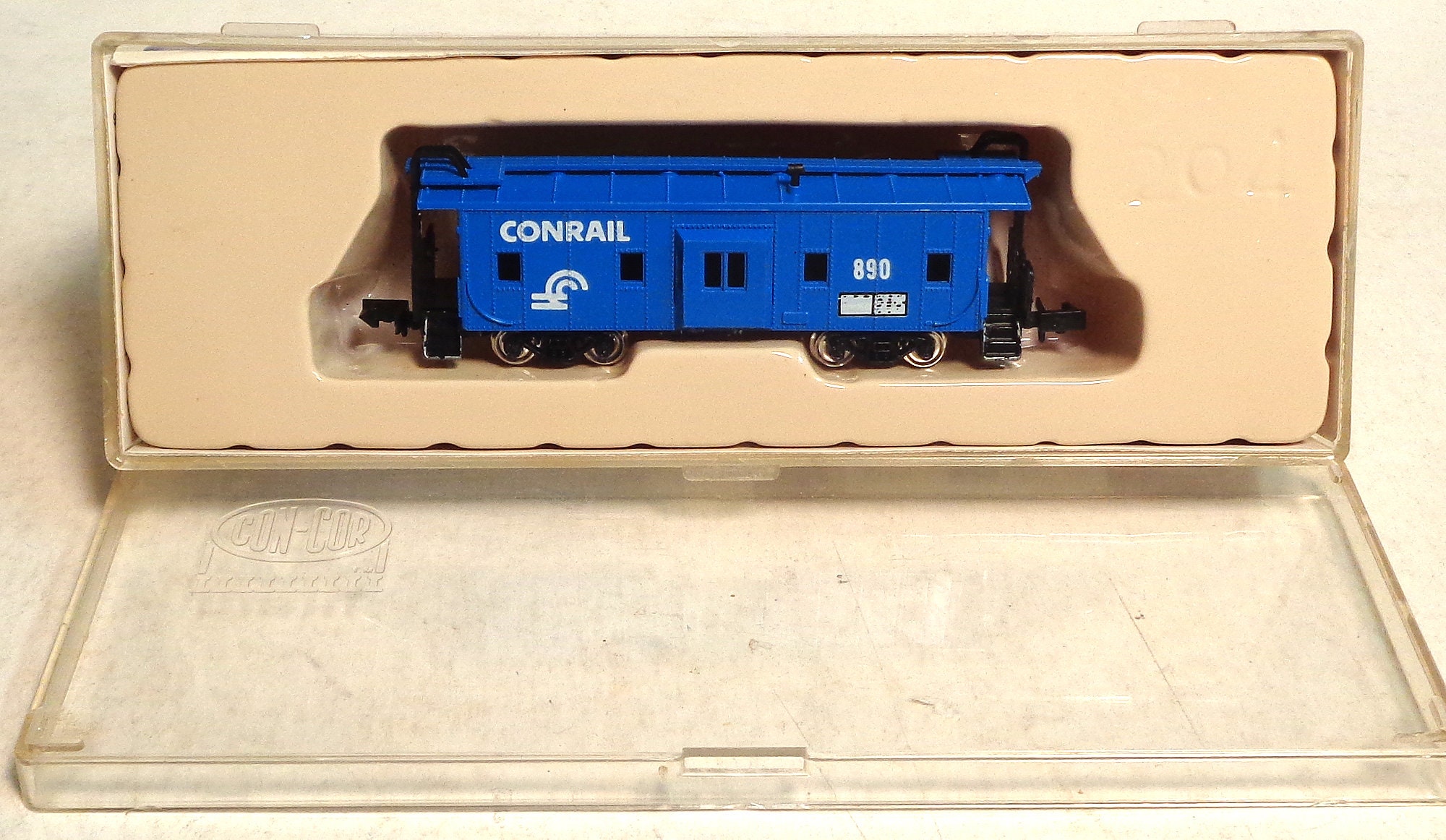 N Scale Concor Freight Car - Window Cab Caboose "conrail" - VERSION 2 ...