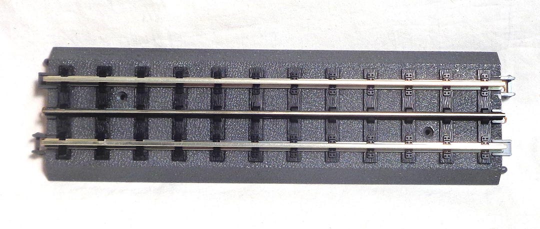 O Scale MTH 3 Rail "realtrax" VINTAGE 10 Inch Straight Train Track ...