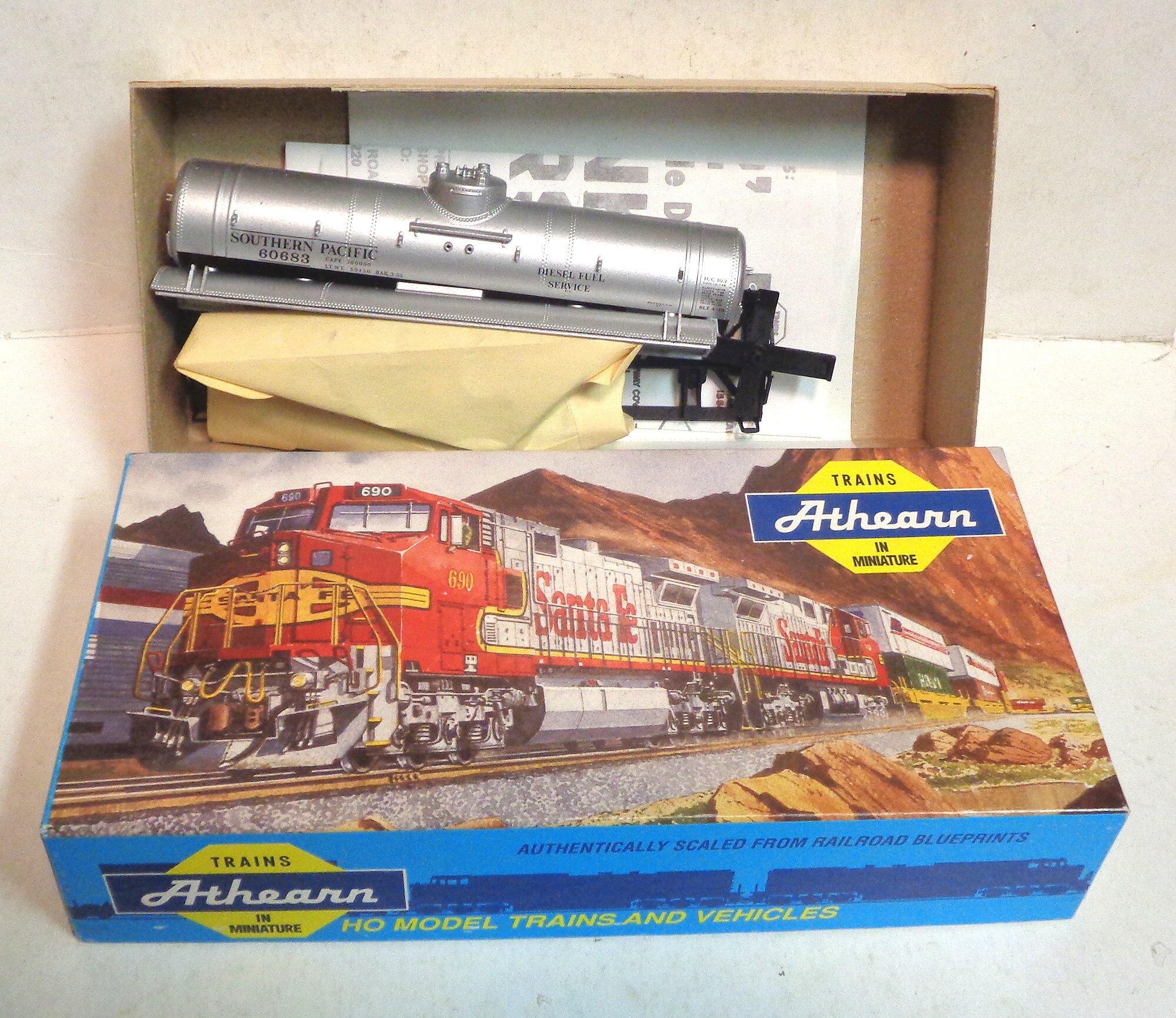 Ho Scale NEW Old Stock Athearn Kit southern Pacific Chemical Tanker Freight Train Car. - Etsy