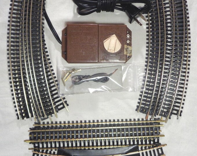 HO Scale Complete Train Track Oval With Brass Track and Bachmann Power ...