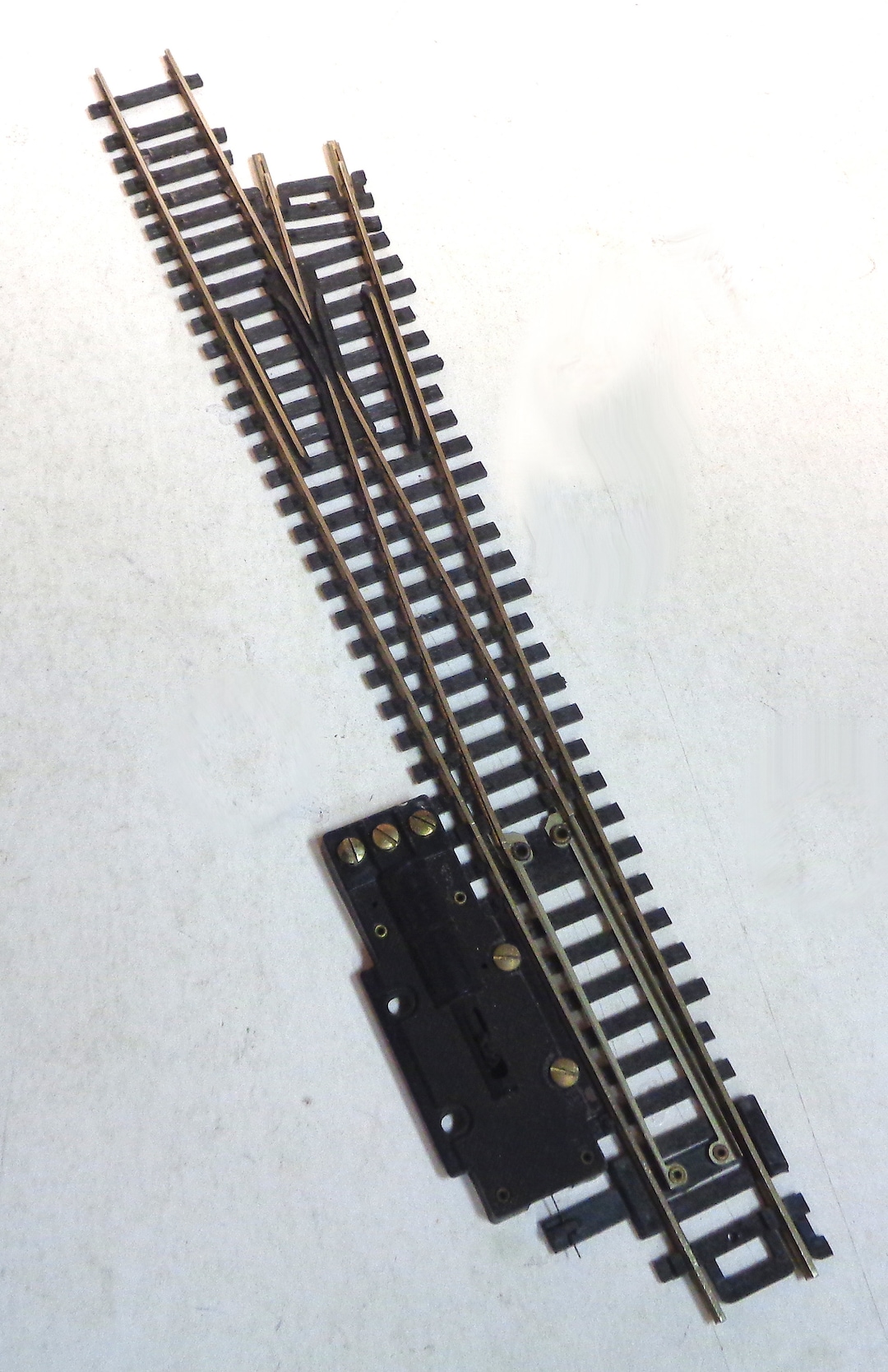HO Scale Atlas Right Remote LONG Switch Track Vers.1 Pre-owned in Good ...