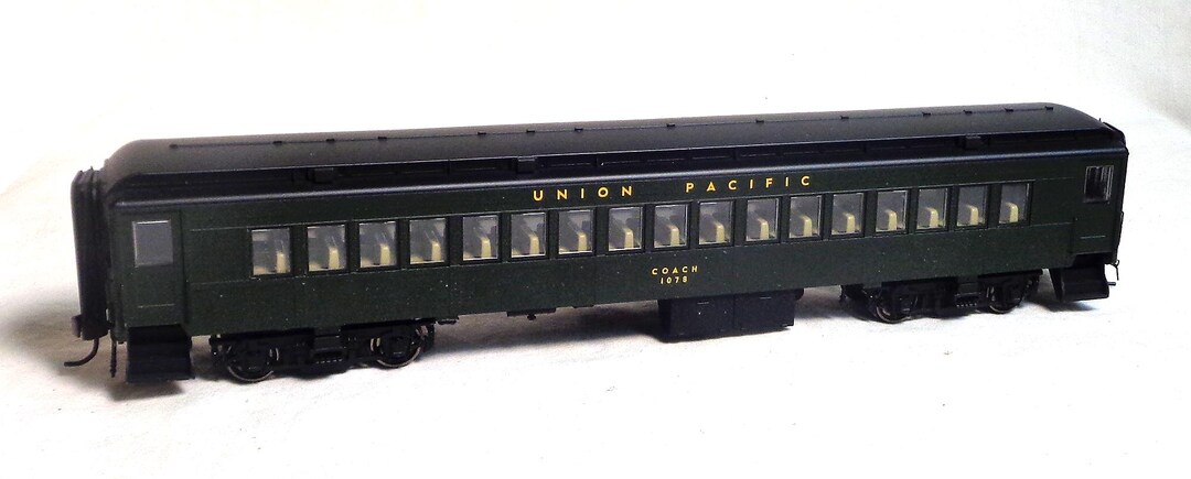 HO Scale - Concor - LIGHTED Passenger Coach Car "union Pacific" - Kadee ...
