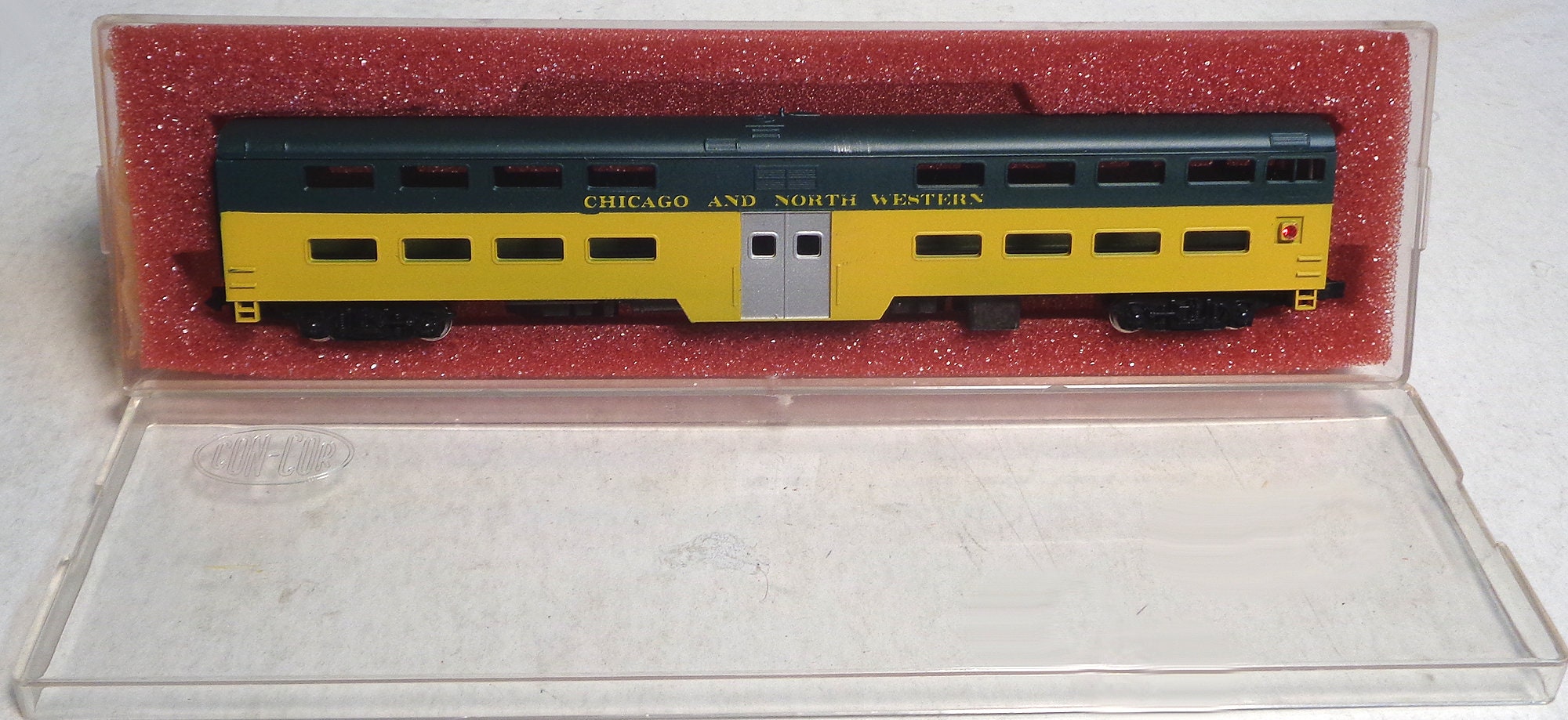 N Scale Concor Bi-level Commuter Coach Passenger Car chicago North ...