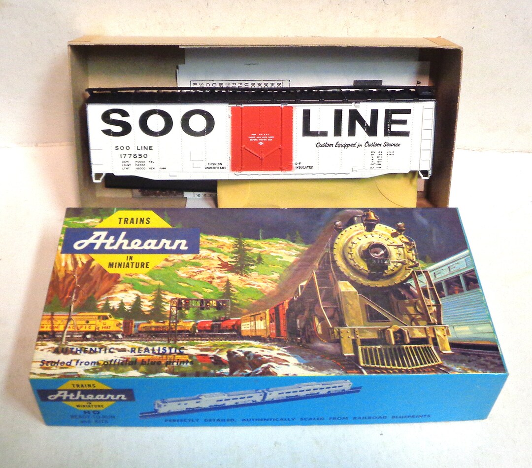 HO Scale NEW Old Stock - Athearn Kit - "soo Line" - 50' Plug Door Box ...