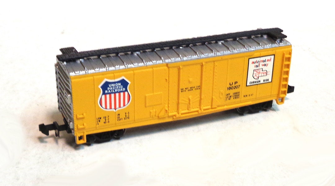 N Scale Bachmann - 41 Foot Mechanical Reefer Box Car - "union Pacific ...