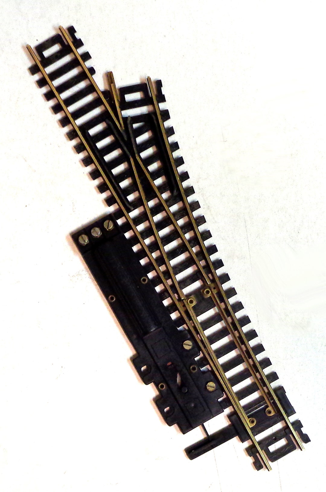 HO Scale AHM Right Remote Switch Track - Pre-owned Tested to Be in Fine ...