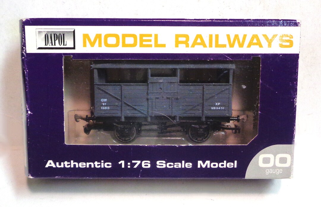 OO 1/76 Scale DAPOL "gwr" Cattle Wagon Train Car - New in Box! - Etsy