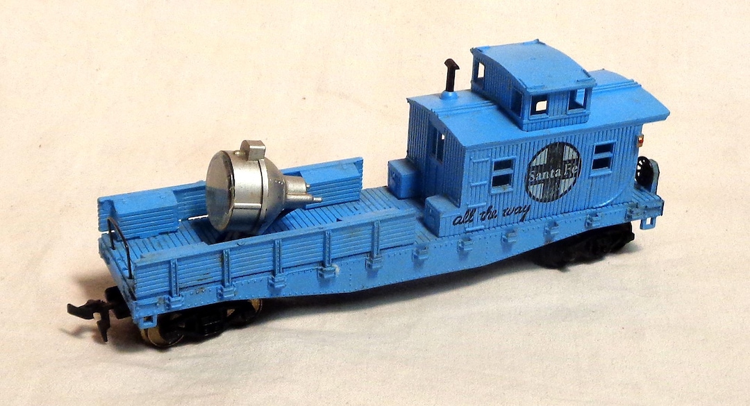 HO Scale Pre-owned - Tyco "santa Fe" Floodlight, Spotlight Freight ...