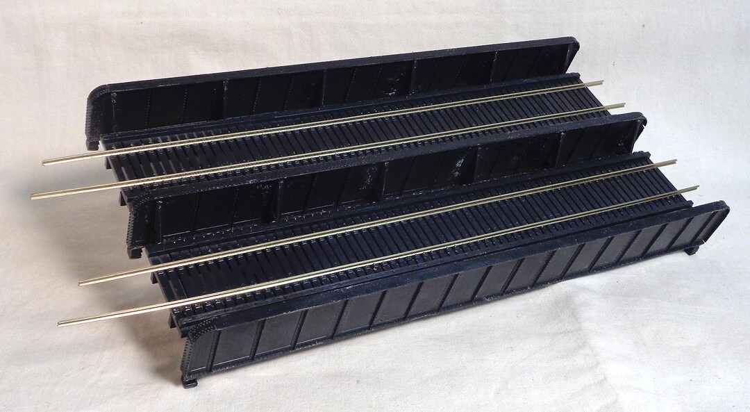 HO Scale - Preowned Double Track Girder Plate Bridge-good Condition ...