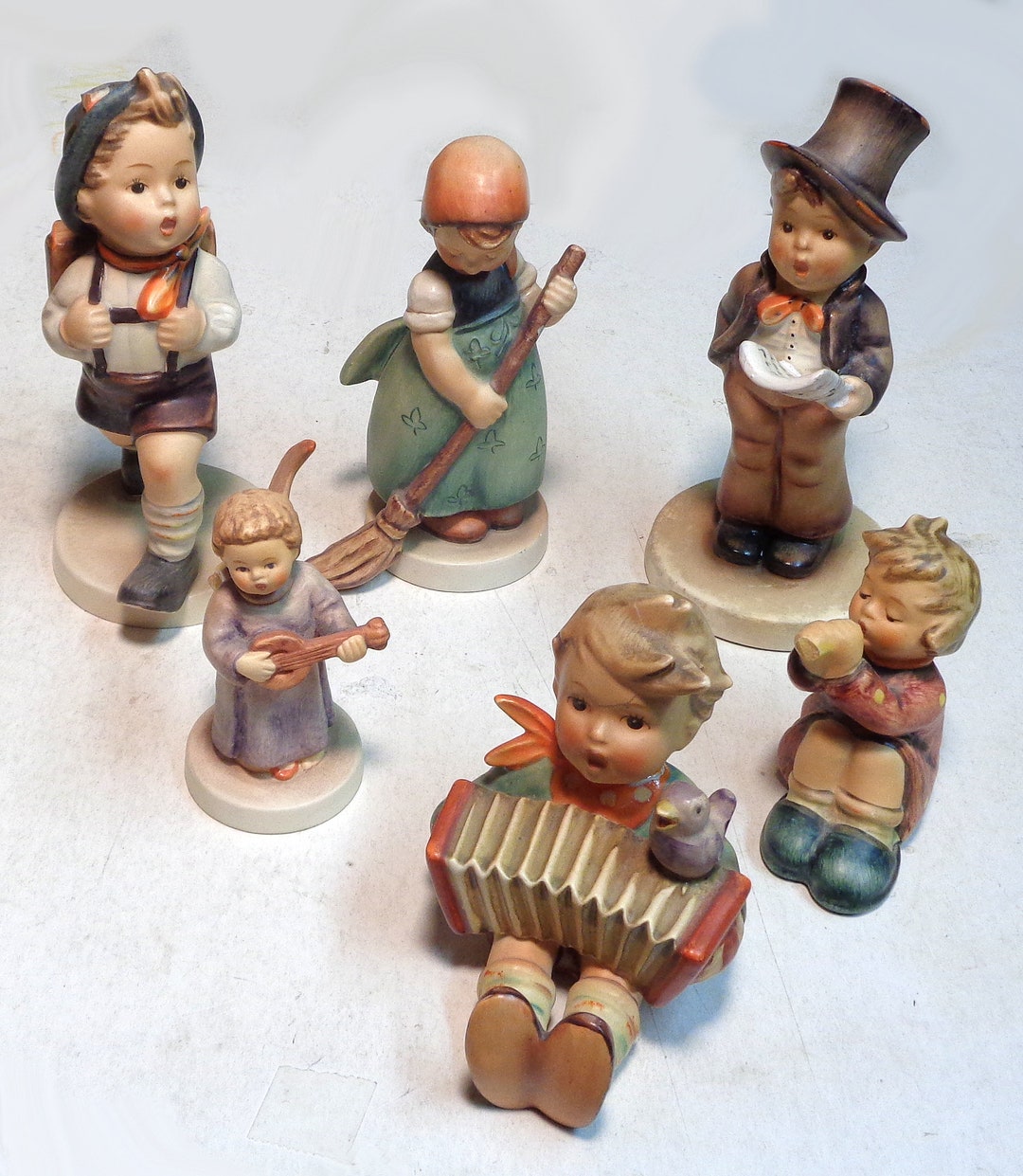 IMPERFECT Goebel Hummel Figurine Lot of SIX Figures as Seen Read ...