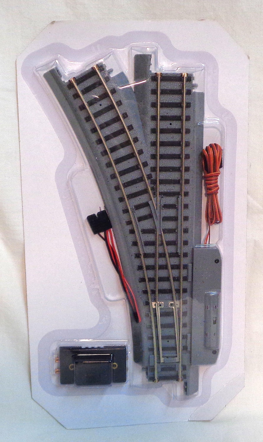 HO Scale Walthers-lifelike Power-loc LEFT Remote Switch Track. Brand ...