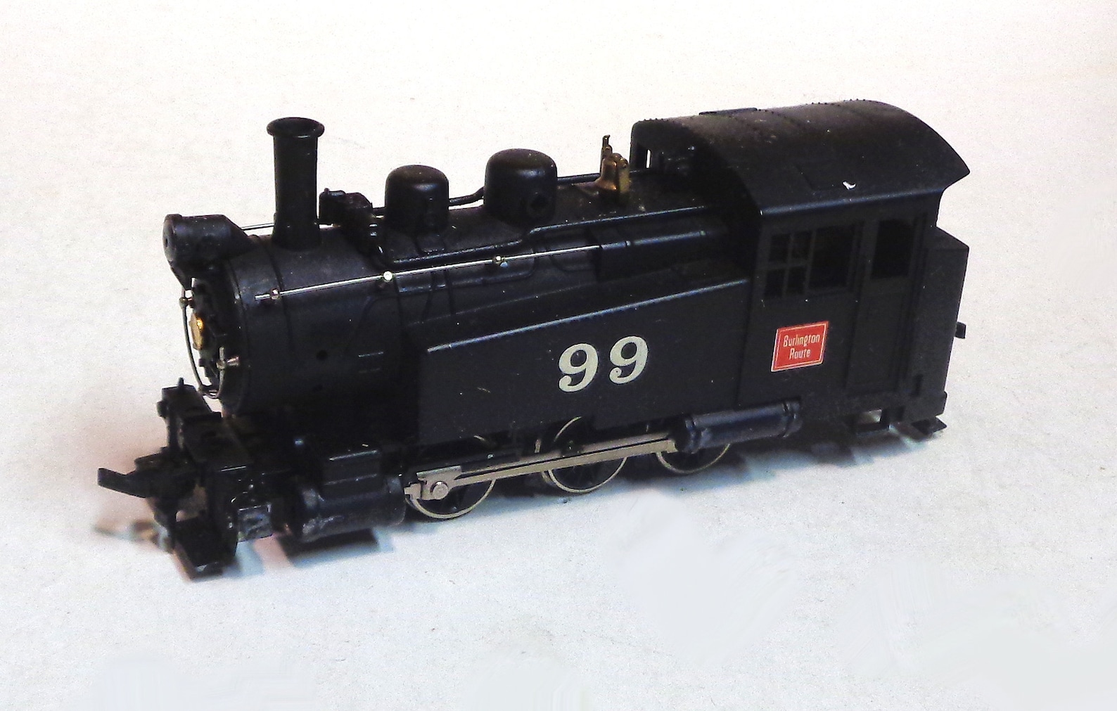 HO Scale AHM 0-6-0 Steam Locomotive - "burlington Route" #99- Runs ...