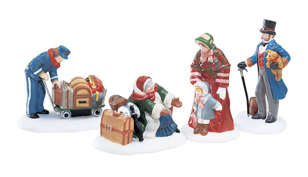 Department 56 - "meeting the Family at the Railroad Station" - Dickens ...