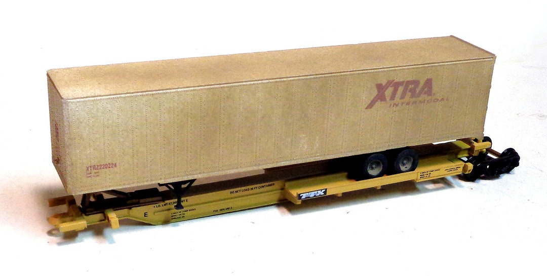 HO Scale ONE Truck Front Runner Spine Car With Trailer Load - XTRA ...