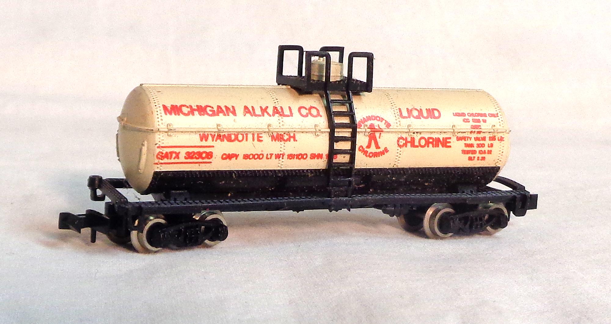 N Scale Pre-owned TRIX Freight Tanker Car: michigan Alkali Co Very Good ...
