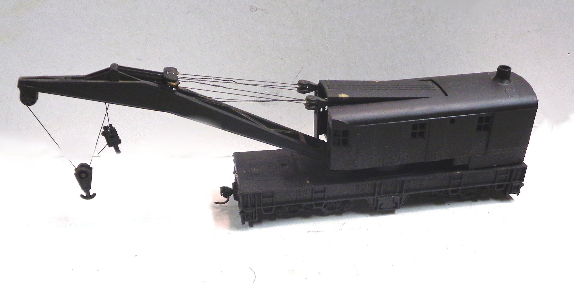 HO Scale Used Athearn - "unmarked" Painted Black - Heavy Duty Crane ...