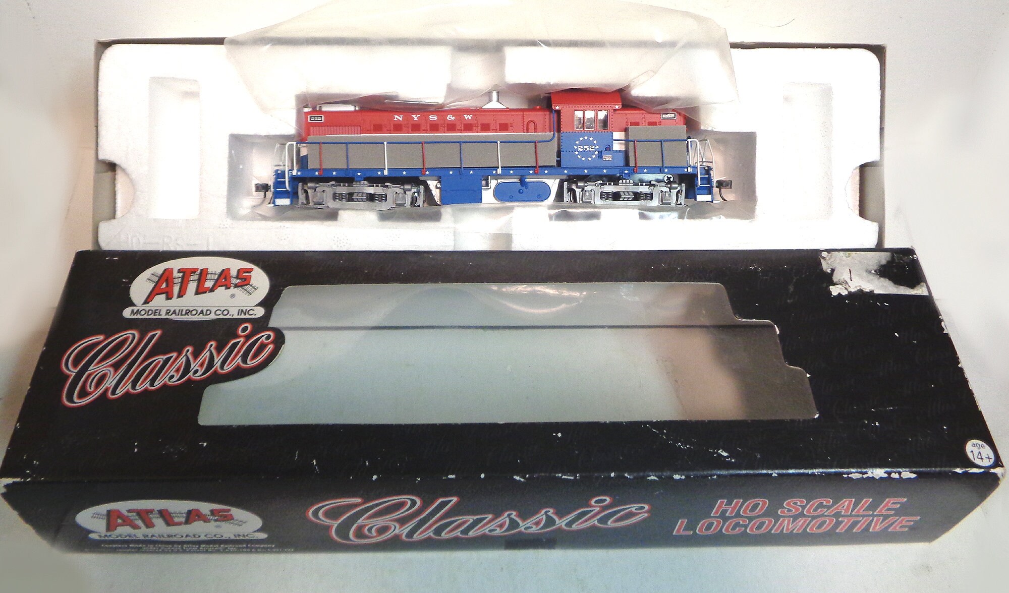 HO Scale ATLAS RS-1 Diesel Locomotive - "susquehanna" Bicentennial #252 ...