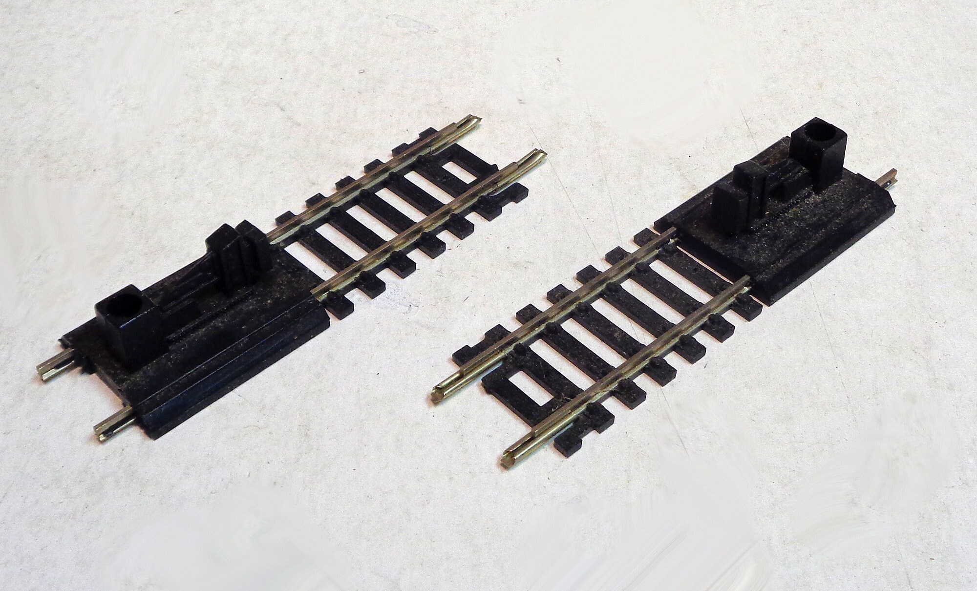 HO Scale Lot of TWO Bumper End Track Sections - Etsy