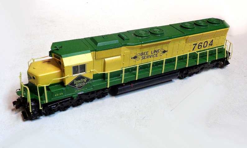 HO Bachmann Spectrum SD-45 Diesel Engine - "reading-bee Line" #7604 Ex ...