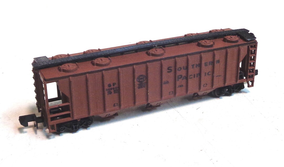 N Scale Pre-owned TRIX Freight Car: "southern Pacific" 3 Bay Hopper! - Etsy