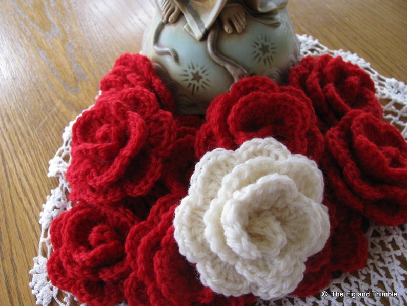 Crocheted Wool Rosary Roses One Decade Set Red Pink or - Etsy